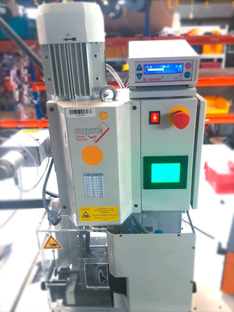 Hanke Anschlagmaschinen mit Crimpkraftüberwachung - AKO